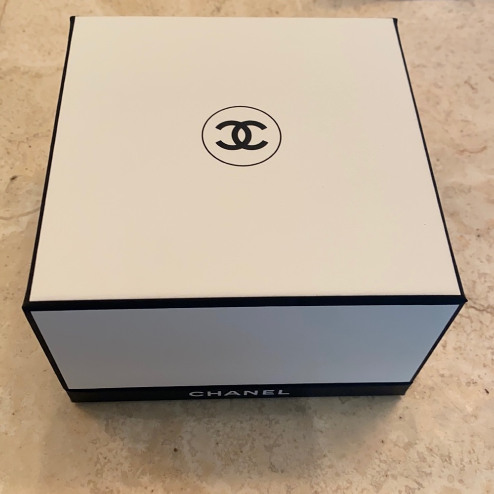 Chanel Box - Gem